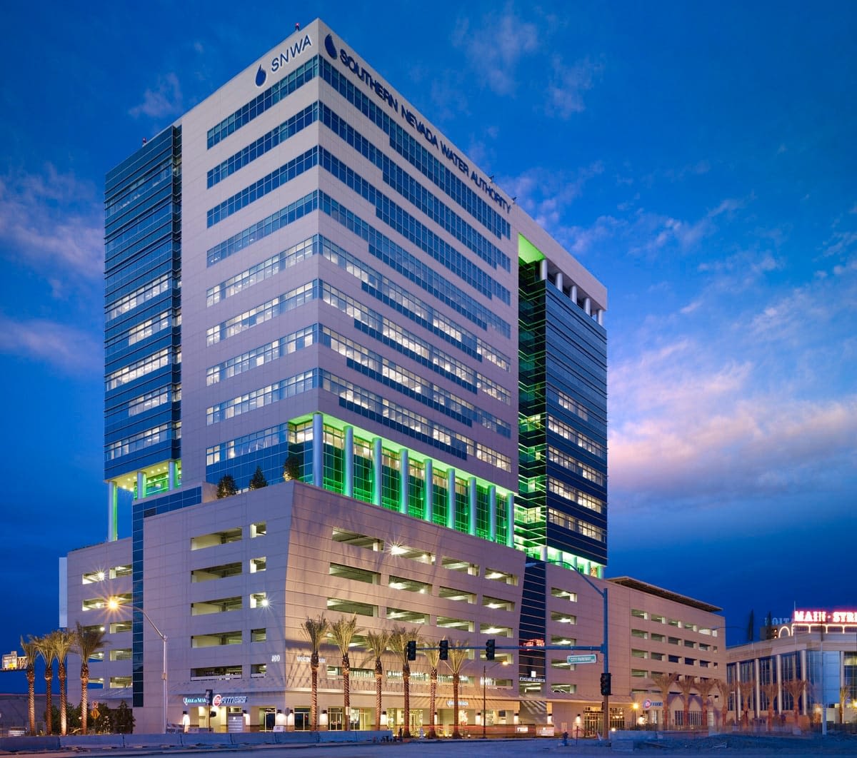 Molasky Corporate Center | Clark Pacific