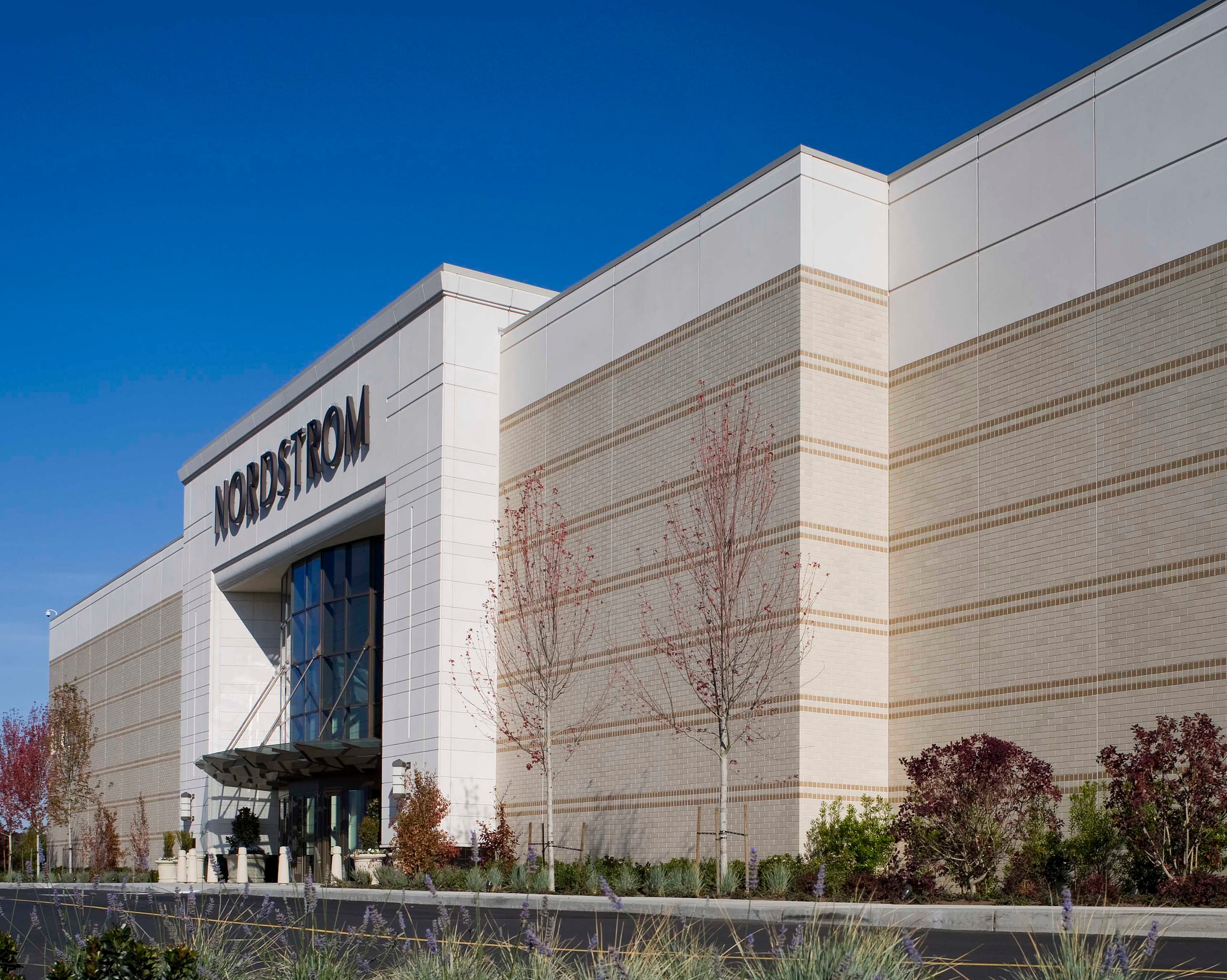 Architectural Precast Facade for Nordstrom | Clark Pacific