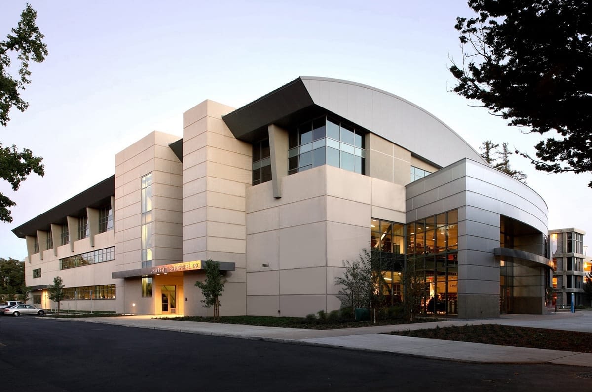 Sacramento State Hornet Bookstore | Clark Pacific